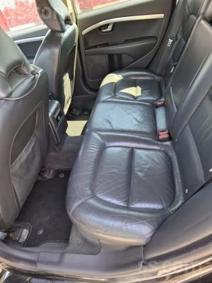 Melns Volvo V70 2009 Bauska, ar dzinēja tilpumu 2.40 L un nobraukumu 381 tūkst. km par 4200 €, foto 9 vietnē AUTOMOTO.COM.LV