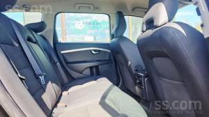 Черный Вольво В70 2009 в Рига, объемом двигателя 2.00 л и пробегом 272 тыс. км за 3900 €, фото 3 на AUTOMOTO.COM.LV