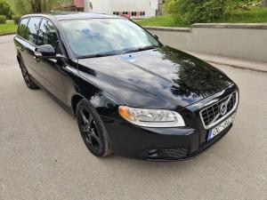 Melns Volvo V70 2009 Jēkabpils, ar dzinēja tilpumu 2.00 L un nobraukumu 334 tūkst. km par 4690 €, foto 6 vietnē AUTOMOTO.COM.LV