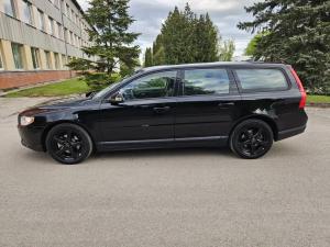 Melns Volvo V70 2009 Jēkabpils, ar dzinēja tilpumu 2.00 L un nobraukumu 334 tūkst. km par 4690 €, foto 14 vietnē AUTOMOTO.COM.LV