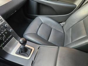 Melns Volvo V70 2009 Jēkabpils, ar dzinēja tilpumu 2.00 L un nobraukumu 334 tūkst. km par 4690 €, foto 31 vietnē AUTOMOTO.COM.LV