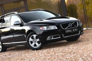 Melns Volvo V70 2009 Jelgava, ar dzinēja tilpumu 2.40 L un nobraukumu 326 tūkst. km par 5800 €, foto 3 vietnē AUTOMOTO.COM.LV