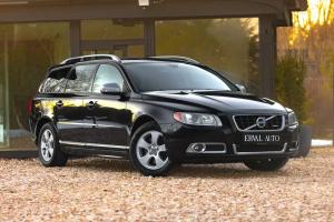 Melns Volvo V70 2009 Jelgava, ar dzinēja tilpumu 2.40 L un nobraukumu 326 tūkst. km par 5800 €, foto 4 vietnē AUTOMOTO.COM.LV