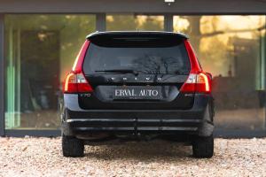 Melns Volvo V70 2009 Jelgava, ar dzinēja tilpumu 2.40 L un nobraukumu 326 tūkst. km par 5800 €, foto 6 vietnē AUTOMOTO.COM.LV