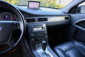 Melns Volvo V70 2009 Rīga, ar dzinēja tilpumu 2.40 L un nobraukumu 0 tūkst. km par 5650 €, foto 18 vietnē AUTOMOTO.COM.LV