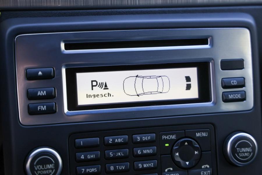 Melns Volvo V70 2009 Rīga, ar dzinēja tilpumu 2.40 L un nobraukumu 0 tūkst. km par 5650 €, foto 24 vietnē AUTOMOTO.COM.LV