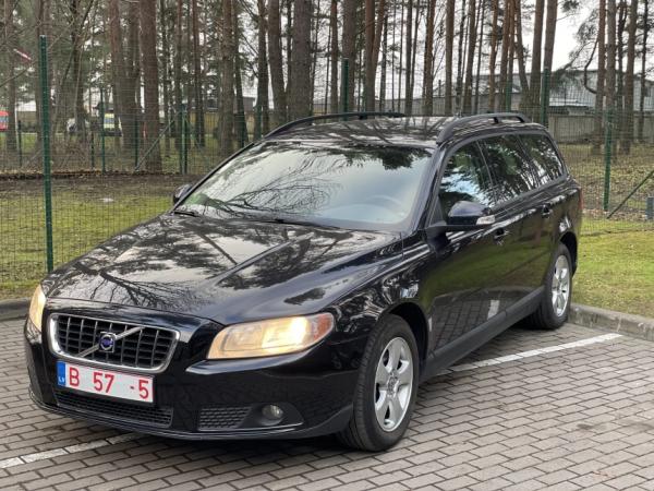 Черный Вольво В70 2009 в Рига, объемом двигателя 2.00 л и пробегом 231 тыс. км за 5490 €, фото 1 на AUTOMOTO.COM.LV