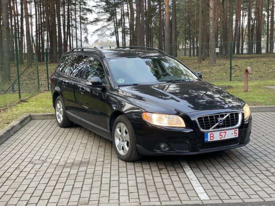 Черный Вольво В70 2009 в Рига, объемом двигателя 2.00 л и пробегом 231 тыс. км за 5490 €, фото 3 на AUTOMOTO.COM.LV
