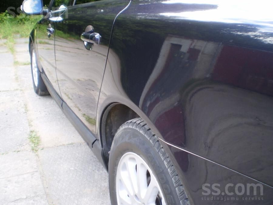 Melns Volvo V70 2009 Daugavpils, ar dzinēja tilpumu 2.40 L un nobraukumu 334 tūkst. km par 2980 €, foto 5 vietnē AUTOMOTO.COM.LV