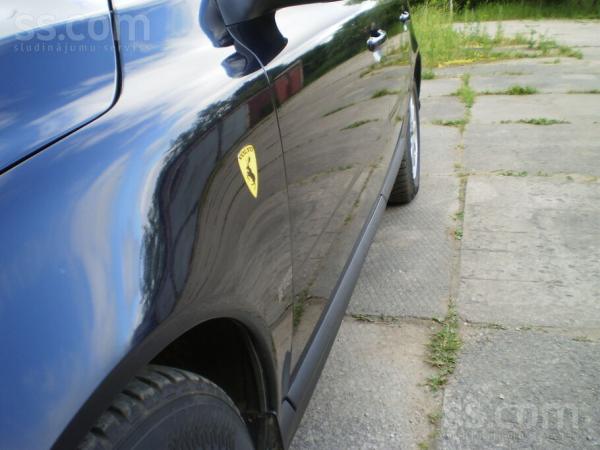 Black Volvo V70 2009 in Daugavpils, with an engine capacity of 2.40 L and mileage of 334 thousand km for 2980 €, photo 5 on AUTOMOTO.COM.LV
