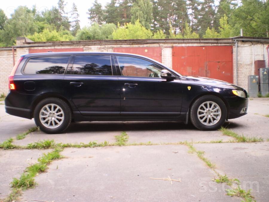 Melns Volvo V70 2009 Daugavpils, ar dzinēja tilpumu 2.40 L un nobraukumu 334 tūkst. km par 2980 €, foto 8 vietnē AUTOMOTO.COM.LV