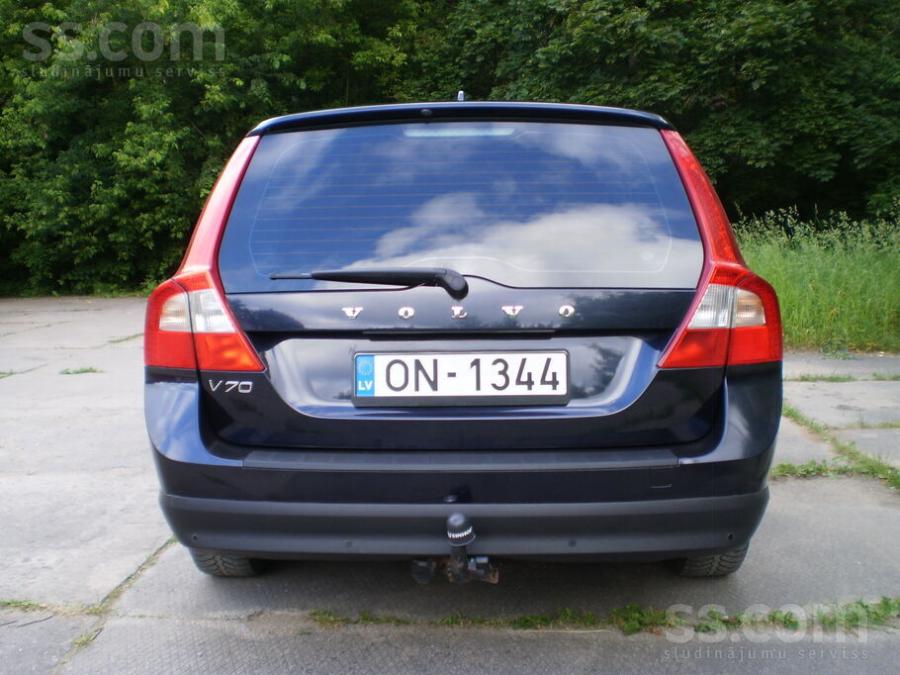 Melns Volvo V70 2009 Daugavpils, ar dzinēja tilpumu 2.40 L un nobraukumu 334 tūkst. km par 2980 €, foto 11 vietnē AUTOMOTO.COM.LV