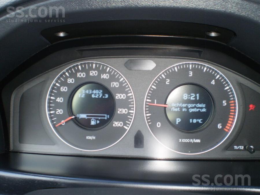 Melns Volvo V70 2009 Daugavpils, ar dzinēja tilpumu 2.40 L un nobraukumu 334 tūkst. km par 2980 €, foto 26 vietnē AUTOMOTO.COM.LV