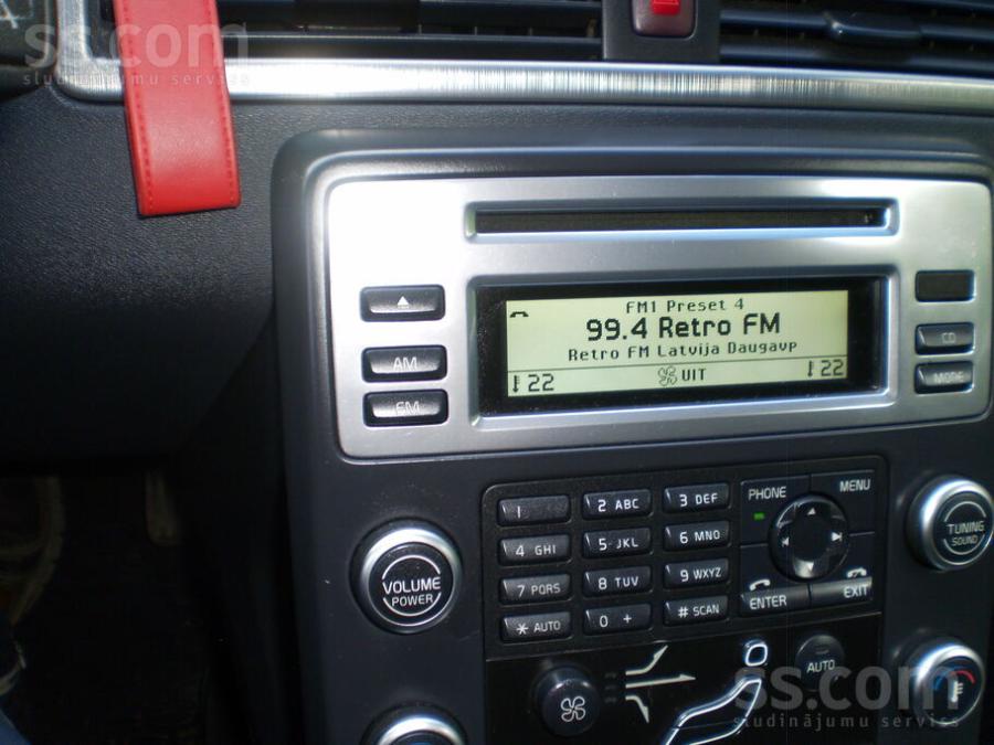 Melns Volvo V70 2009 Daugavpils, ar dzinēja tilpumu 2.40 L un nobraukumu 334 tūkst. km par 2980 €, foto 28 vietnē AUTOMOTO.COM.LV