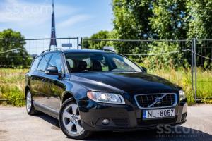 Melns Volvo V70 2009 Rīga, ar dzinēja tilpumu 2.40 L un nobraukumu 412 tūkst. km par 3990 €, foto 3 vietnē AUTOMOTO.COM.LV