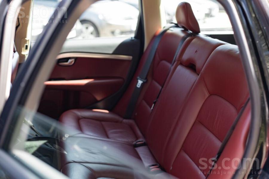 Melns Volvo V70 2009 Rīga, ar dzinēja tilpumu 2.40 L un nobraukumu 412 tūkst. km par 3990 €, foto 11 vietnē AUTOMOTO.COM.LV