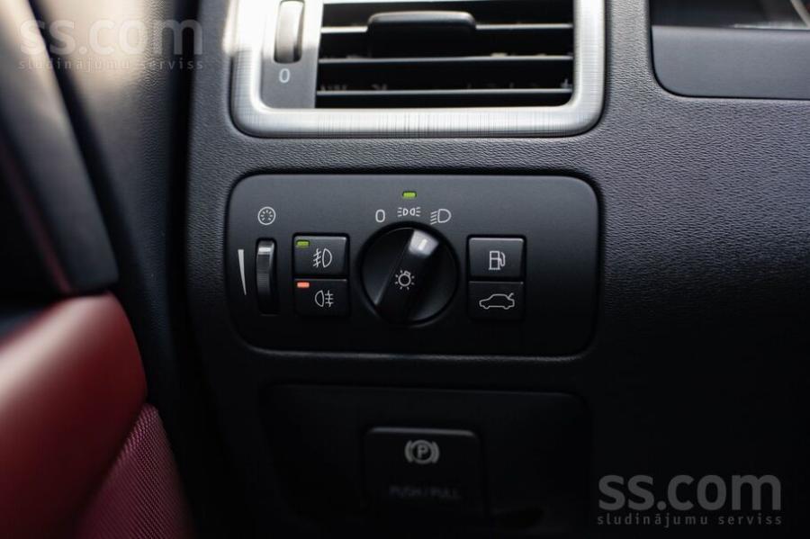 Melns Volvo V70 2009 Rīga, ar dzinēja tilpumu 2.40 L un nobraukumu 412 tūkst. km par 3990 €, foto 15 vietnē AUTOMOTO.COM.LV
