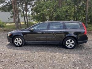 Melns Volvo V70 2009 Jonava, ar dzinēja tilpumu 2.40 L un nobraukumu 392 tūkst. km par 4350 €, foto 8 vietnē AUTOMOTO.COM.LV