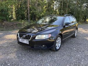 Black Volvo V70 2009 in Jonava, with an engine capacity of 2.40 L and mileage of 337 thousand km for 4550 €, photo  on AUTOMOTO.COM.LV