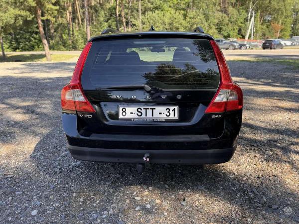 Melns Volvo V70 2009 Jonava, ar dzinēja tilpumu 2.40 L un nobraukumu 337 tūkst. km par 4550 €, foto 6 vietnē AUTOMOTO.COM.LV