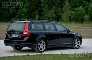 Melns Volvo V70 2009 Rīga, ar dzinēja tilpumu 2.40 L un nobraukumu 276 tūkst. km par 4990 €, foto 5 vietnē AUTOMOTO.COM.LV