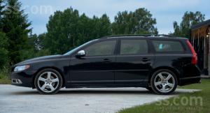 Melns Volvo V70 2009 Rīga, ar dzinēja tilpumu 2.40 L un nobraukumu 276 tūkst. km par 4990 €, foto 8 vietnē AUTOMOTO.COM.LV