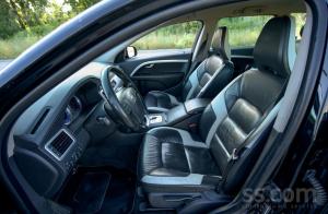 Melns Volvo V70 2009 Rīga, ar dzinēja tilpumu 2.40 L un nobraukumu 276 tūkst. km par 4990 €, foto 10 vietnē AUTOMOTO.COM.LV