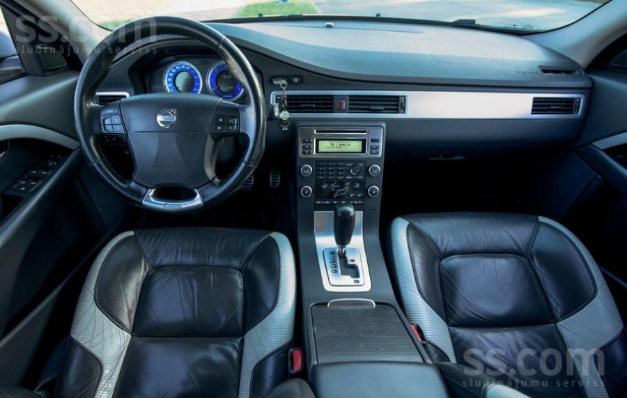 Melns Volvo V70 2009 Rīga, ar dzinēja tilpumu 2.40 L un nobraukumu 276 tūkst. km par 4990 €, foto 16 vietnē AUTOMOTO.COM.LV