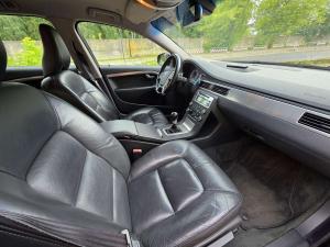 Black Volvo V70 2009 in Vilnius, with an engine capacity of 2.00 L and mileage of 269 thousand km for 3600 €, photo 8 on AUTOMOTO.COM.LV