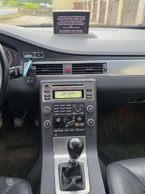 Black Volvo V70 2009 in Vilnius, with an engine capacity of 2.00 L and mileage of 269 thousand km for 3600 €, photo 14 on AUTOMOTO.COM.LV