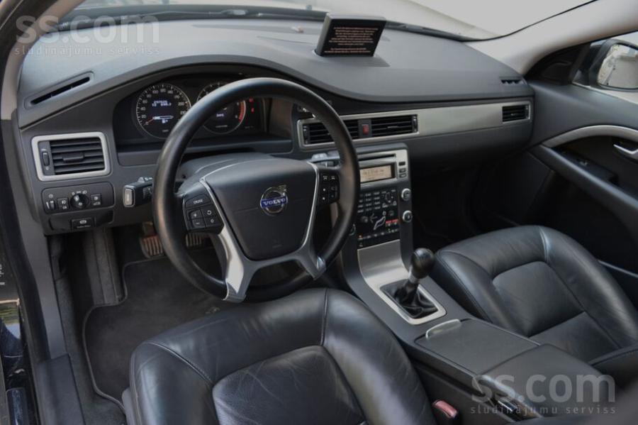 Melns Volvo V70 2009 Jelgava, ar dzinēja tilpumu 2.40 L un nobraukumu 0 tūkst. km par 5100 €, foto 14 vietnē AUTOMOTO.COM.LV