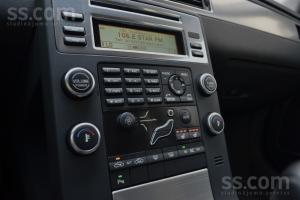 Melns Volvo V70 2009 Jelgava, ar dzinēja tilpumu 2.40 L un nobraukumu 0 tūkst. km par 5100 €, foto 16 vietnē AUTOMOTO.COM.LV