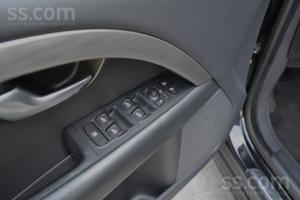 Melns Volvo V70 2009 Jelgava, ar dzinēja tilpumu 2.40 L un nobraukumu 0 tūkst. km par 5100 €, foto 18 vietnē AUTOMOTO.COM.LV