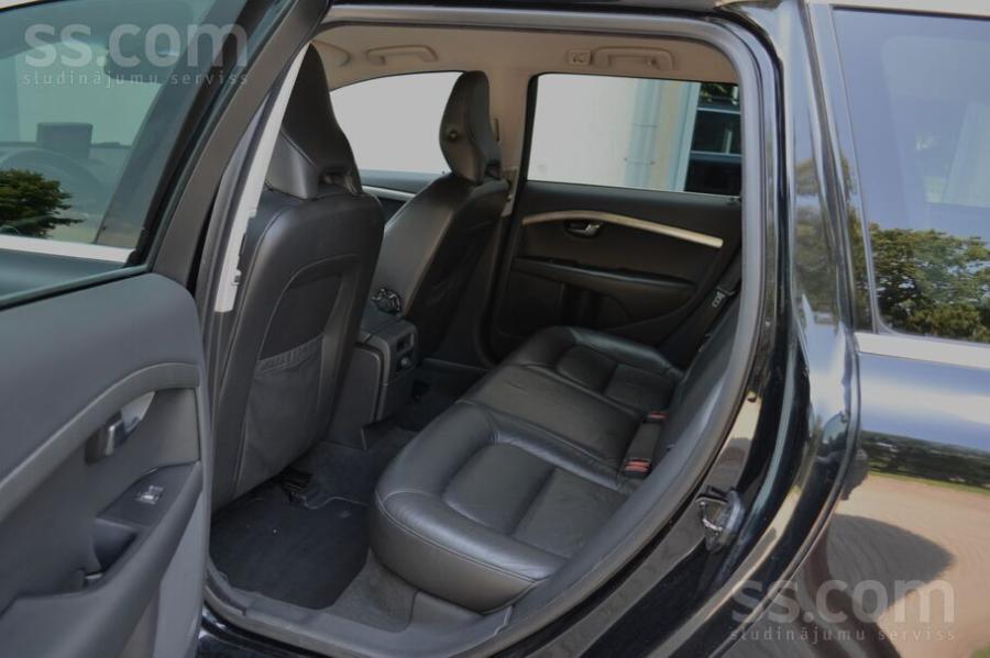 Melns Volvo V70 2009 Jelgava, ar dzinēja tilpumu 2.40 L un nobraukumu 0 tūkst. km par 5100 €, foto 21 vietnē AUTOMOTO.COM.LV