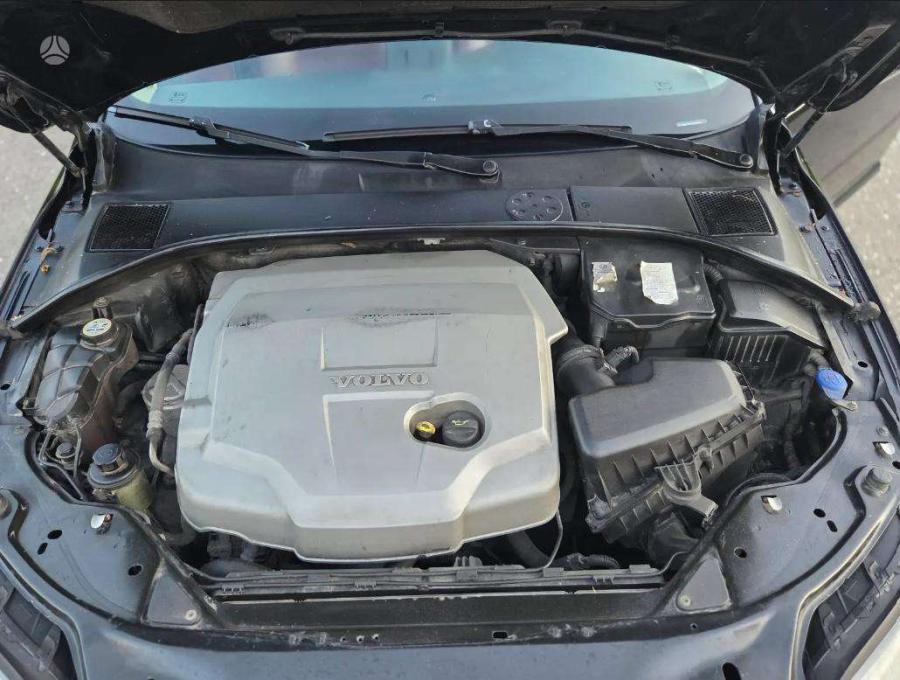 Melns Volvo V70 2009 Viļņa, ar dzinēja tilpumu 2.00 L un nobraukumu 460 tūkst. km par 3000 €, foto 13 vietnē AUTOMOTO.COM.LV