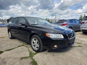 Melns Volvo V70 2009 Utena, ar dzinēja tilpumu 2.00 L un nobraukumu 242 tūkst. km par 2850 €, foto  vietnē AUTOMOTO.COM.LV