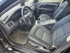 Melns Volvo V70 2009 Utena, ar dzinēja tilpumu 2.00 L un nobraukumu 242 tūkst. km par 2850 €, foto 13 vietnē AUTOMOTO.COM.LV