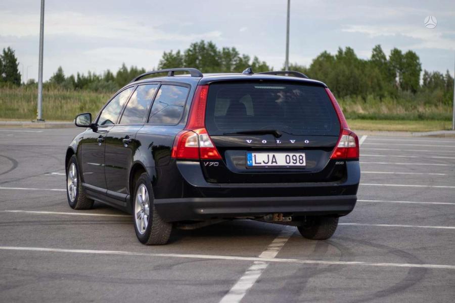 Melns Volvo V70 2009 Šauļi, ar dzinēja tilpumu 2.00 L un nobraukumu 345 tūkst. km par 3500 €, foto 7 vietnē AUTOMOTO.COM.LV