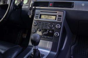 Melns Volvo V70 2009 Šauļi, ar dzinēja tilpumu 2.00 L un nobraukumu 345 tūkst. km par 3500 €, foto 10 vietnē AUTOMOTO.COM.LV