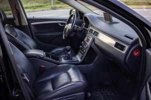 Melns Volvo V70 2009 Šauļi, ar dzinēja tilpumu 2.00 L un nobraukumu 345 tūkst. km par 3500 €, foto 13 vietnē AUTOMOTO.COM.LV
