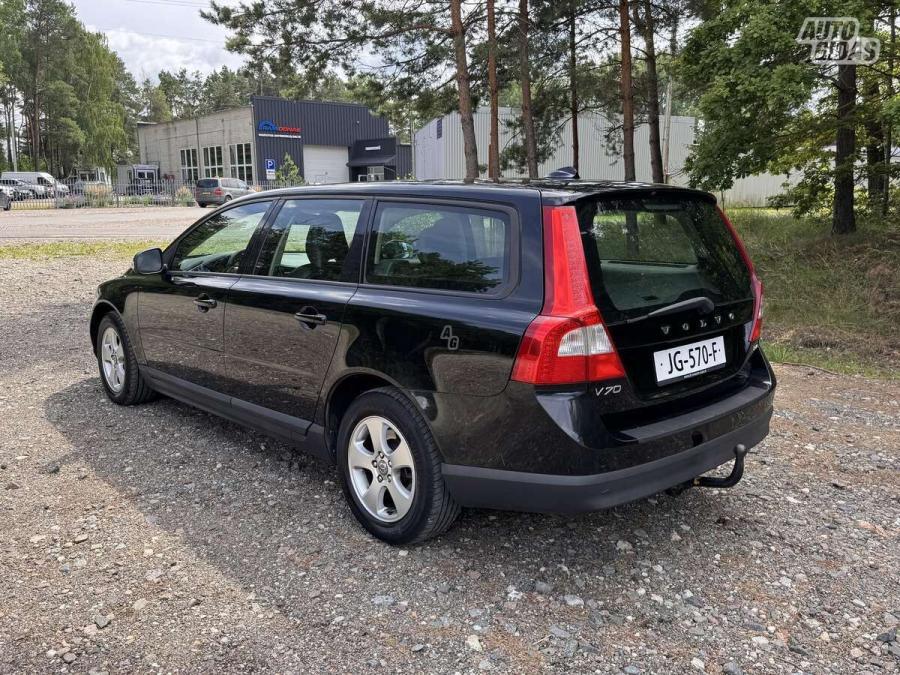 Melns Volvo V70 2009 Jonava, ar dzinēja tilpumu 2.40 L un nobraukumu 392 tūkst. km par 3350 €, foto 7 vietnē AUTOMOTO.COM.LV
