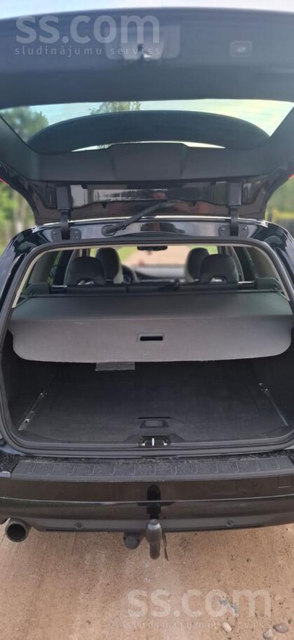 Black Volvo V70 2009 in Kuldiga, with an engine capacity of 2.00 L and mileage of 254 thousand km for 4900 €, photo 8 on AUTOMOTO.COM.LV