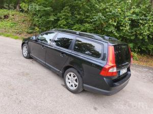 Black Volvo V70 2009 in Jurmala, with an engine capacity of 2.00 L and mileage of 332 thousand km for 1800 €, photo 11 on AUTOMOTO.COM.LV