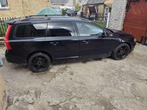 Черный Вольво В70 2009 в Расейняй, объемом двигателя 2.40 л и пробегом 510 тыс. км за 1000 €, фото 3 на AUTOMOTO.COM.LV