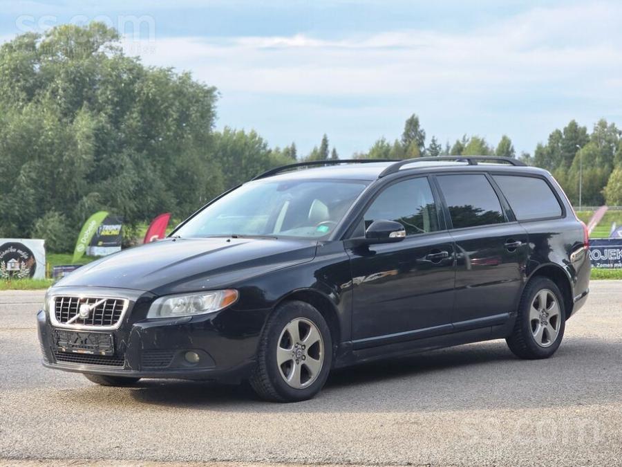 Melns Volvo V70 2009 Liepāja, ar dzinēja tilpumu 2.40 L un nobraukumu 317 tūkst. km par 3450 €, foto 4 vietnē AUTOMOTO.COM.LV