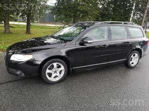 Black Volvo V70 2009 in Riga, with an engine capacity of 2.40 L and mileage of 0 thousand km for 3490 €, photo 8 on AUTOMOTO.COM.LV