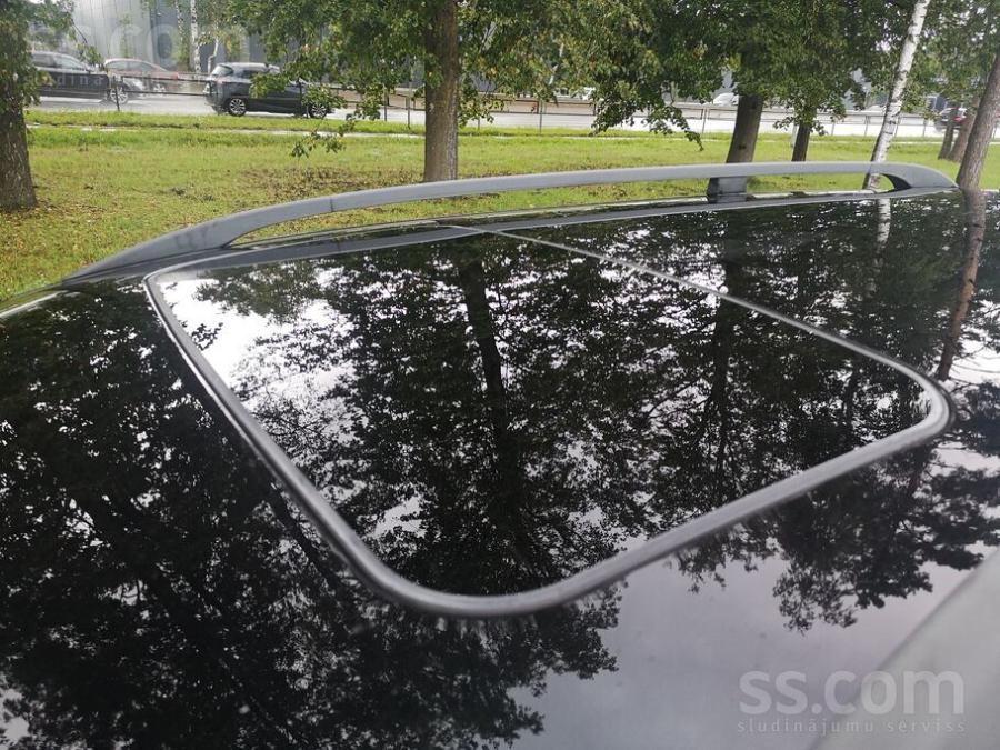 Black Volvo V70 2009 in Riga, with an engine capacity of 2.40 L and mileage of 0 thousand km for 3490 €, photo 10 on AUTOMOTO.COM.LV