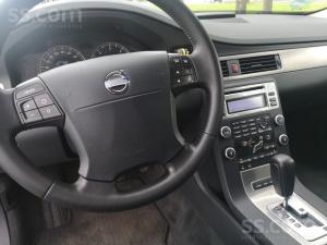 Black Volvo V70 2009 in Riga, with an engine capacity of 2.40 L and mileage of 0 thousand km for 3490 €, photo 12 on AUTOMOTO.COM.LV