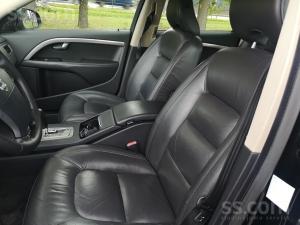 Black Volvo V70 2009 in Riga, with an engine capacity of 2.40 L and mileage of 0 thousand km for 3490 €, photo 13 on AUTOMOTO.COM.LV
