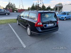 Черный Вольво В70 2009 в Таллин, объемом двигателя 2.00 л и пробегом 350 тыс. км за 3390 €, фото 5 на AUTOMOTO.COM.LV